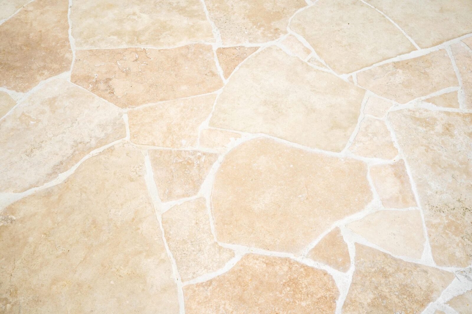 Autumn Travertine Crazy Pave - Versatile Natural Stone | Cinajus